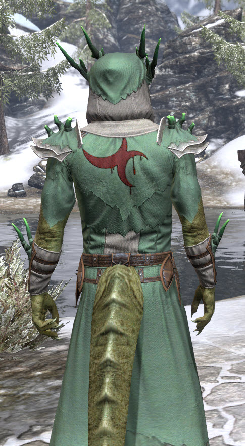 ESO Fashion | New Moon Priest Homespun (Elder Scrolls Online)