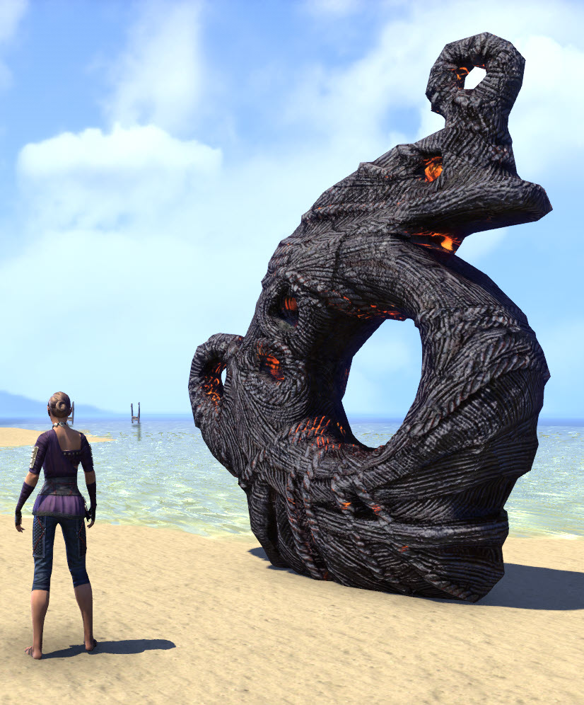 ESO Fashion | Firesong Sculpture, Brood Hen (Elder Scrolls Online)